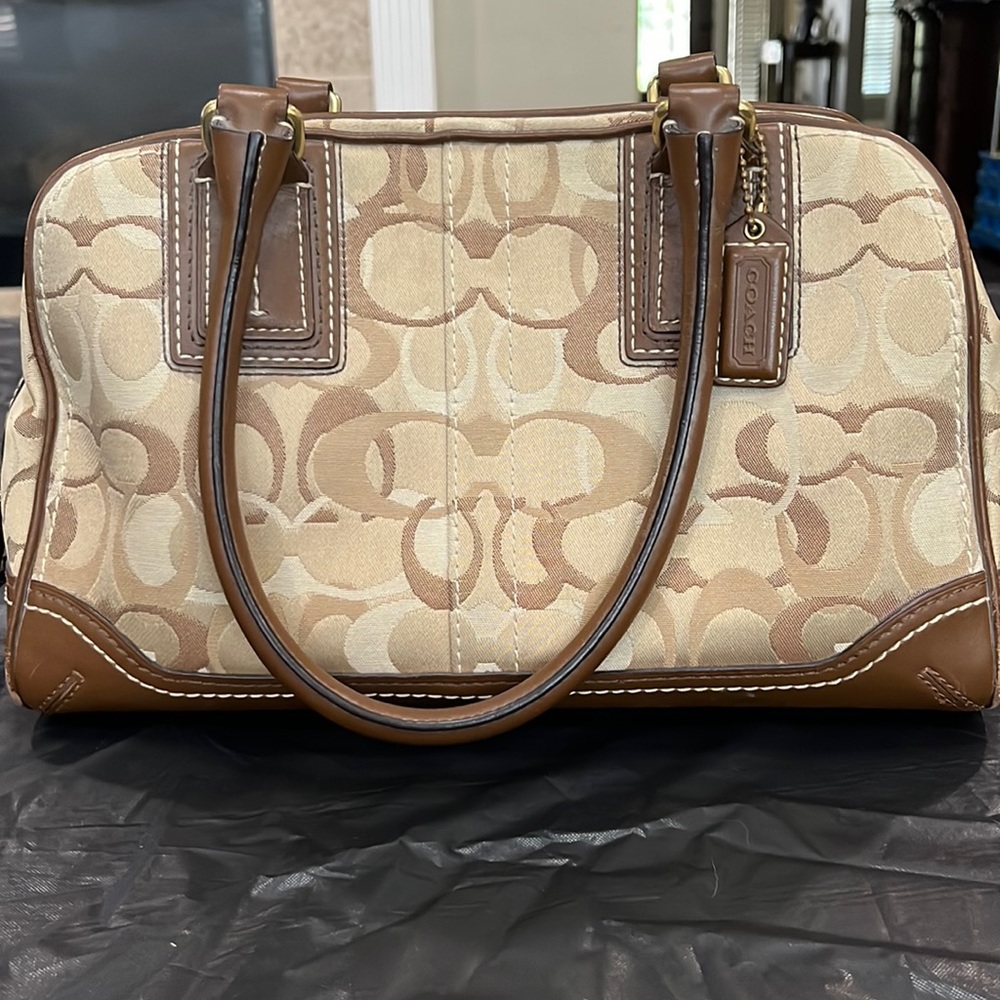Coach Hamptons Optic Signature Handbag - Gem